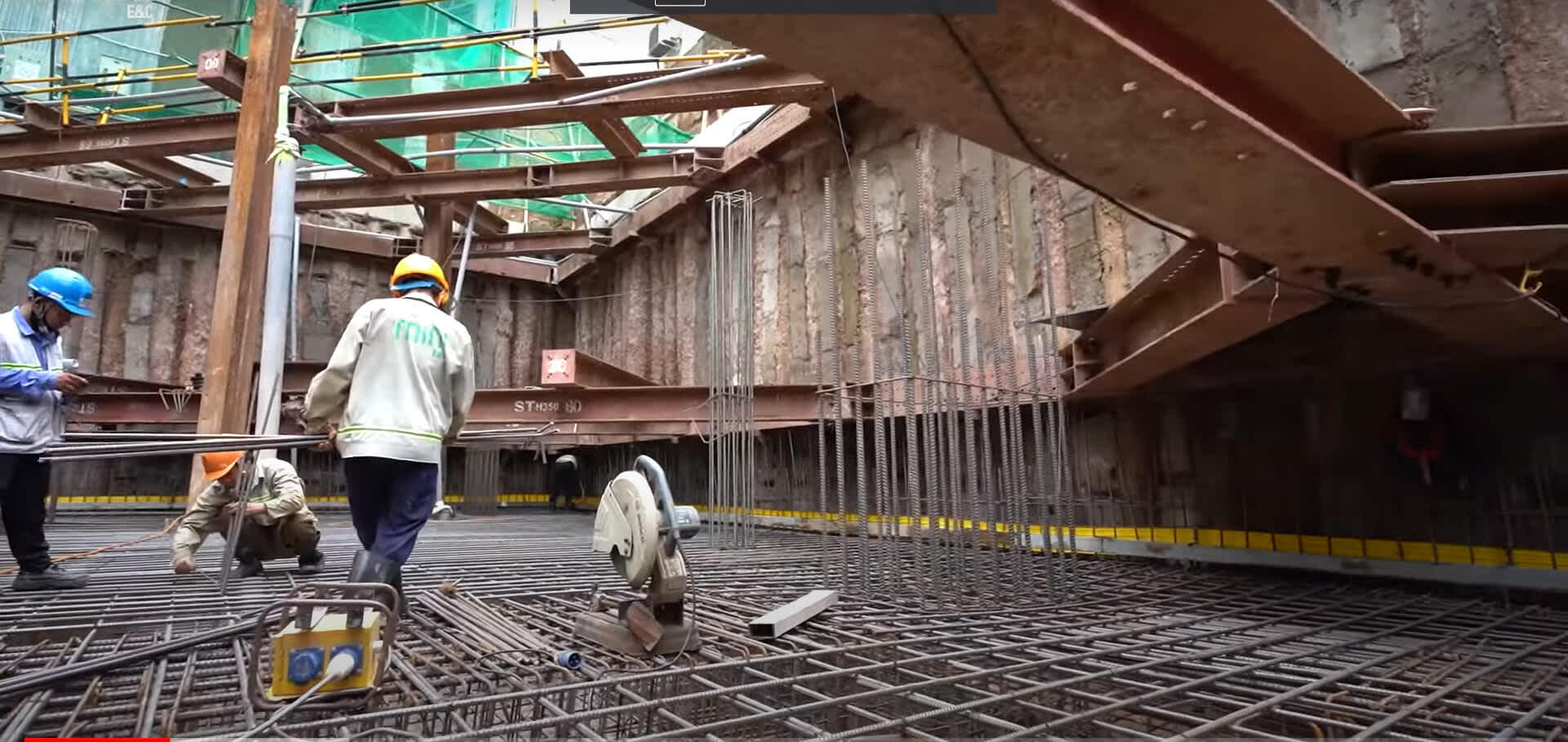 Video Clip Business E&C Mini Nailing Process - JAYbranding